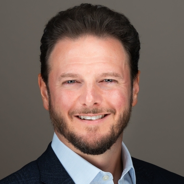 Our Associates | , Oak Brook IL | Wells Fargo Advisors